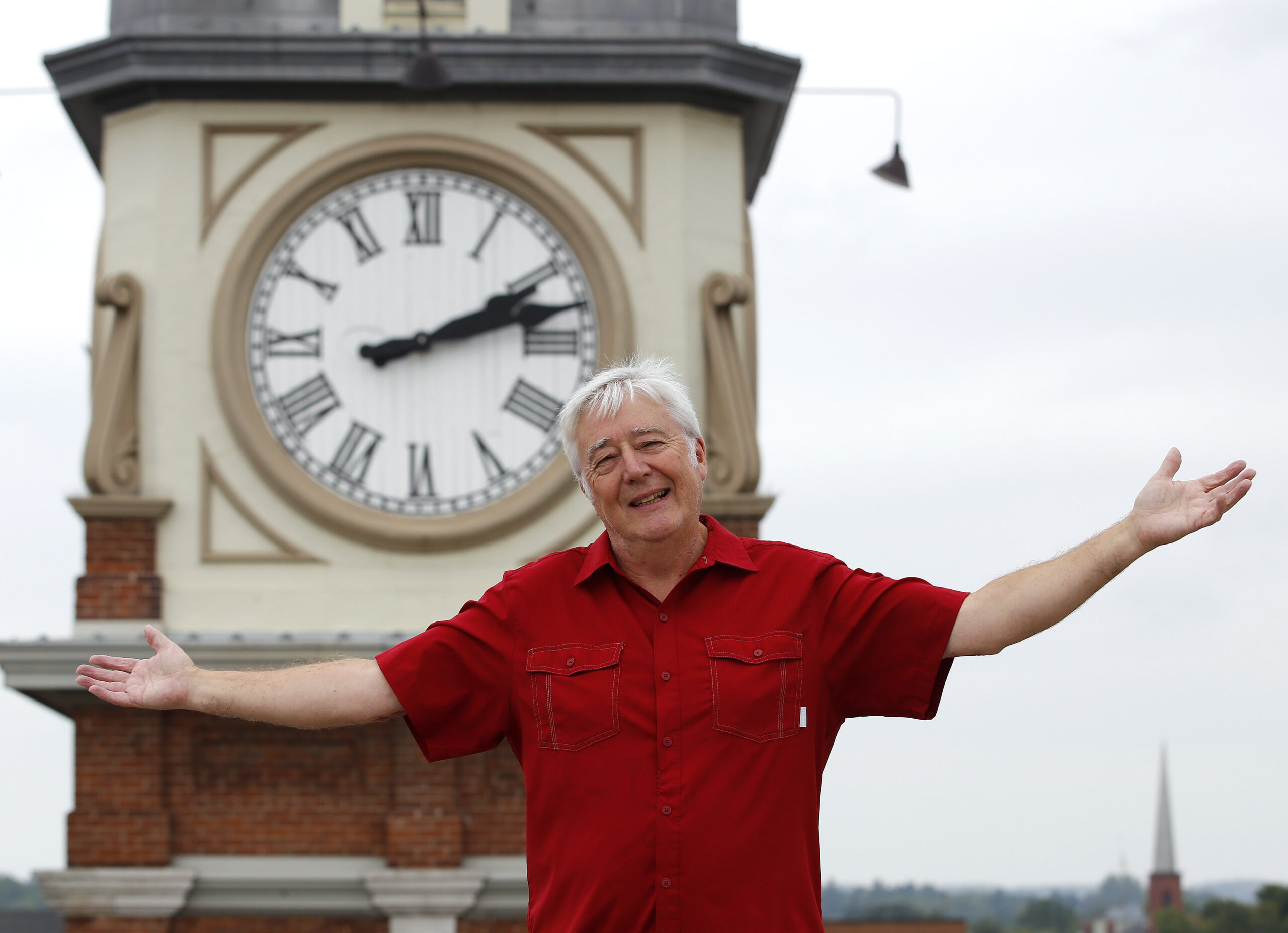 Folk Under the Clock
